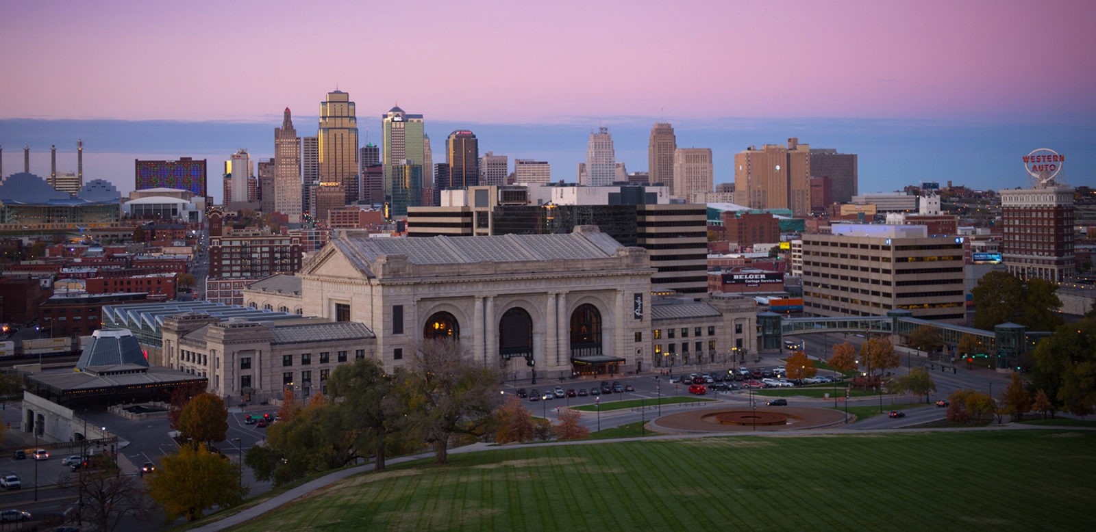 2019 Real Estate Executives - Kansas City Homes & Style 2019 Real Estate Executives - Kansas City Homes & Style